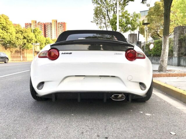 Sleek Rear Diffuser for Miata ND/Mk4 - Lightweight & Durable
