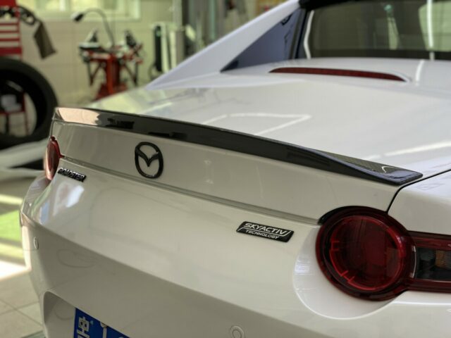 Enhance Your Miata ND with the Sleek Ducktail Trunk Spoiler