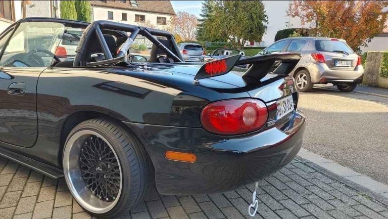Transform Your Mazda MX5 Miata NB with the Ultimate GT Wing