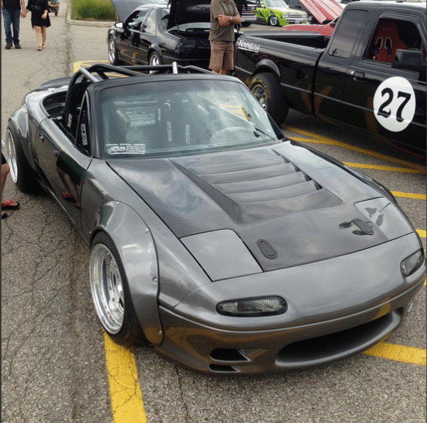 Miata NA Vented Hood - Lightweight Carbon Fiber & Fiberglass