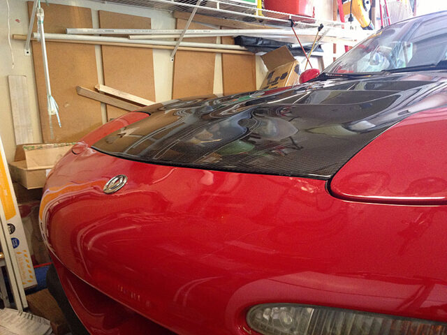 Lightweight Vented Hood for RX-7 FD – Carbon Fiber & Fiberglass