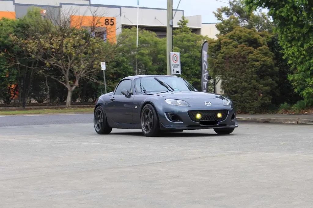 Miata NC2 Spyder Grille with Integrated LED Lights | Top Miata